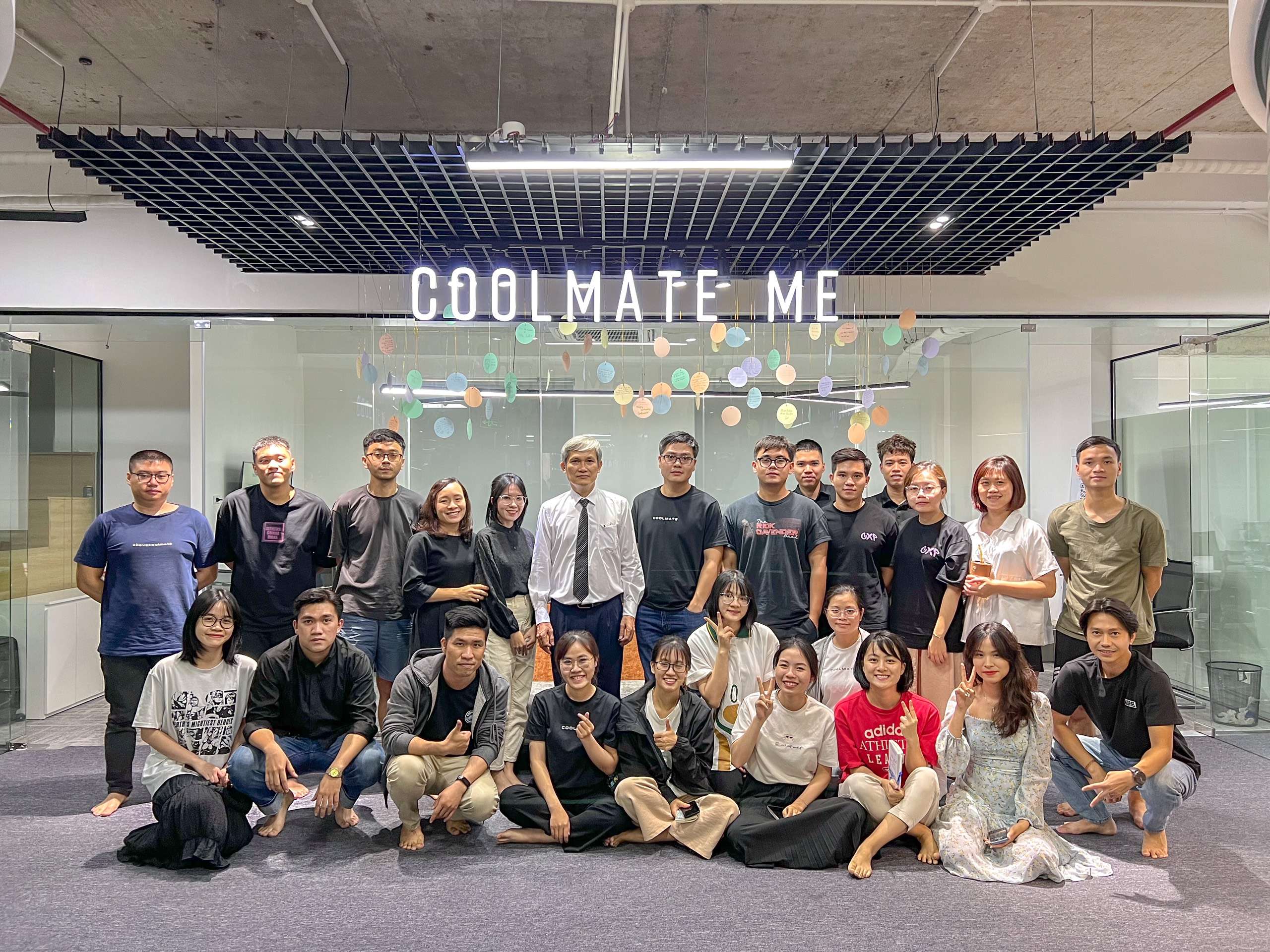 Buổi trò chuyện cùng thầy Hoàng Mạnh Hải của anh em Coolmate Hà Nội ...